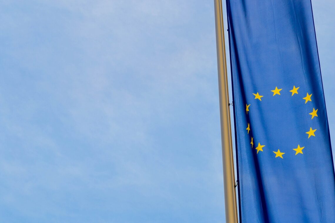 EU Refining Mandates Push Green Hydrogen Toward Commercial Scale ...