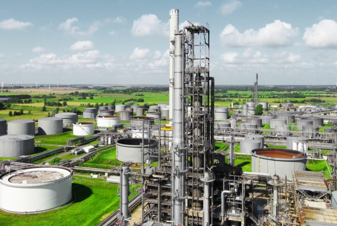 Heide Oil Refinery Abandons Electrolysis, Setback for Green Hydrogen ...