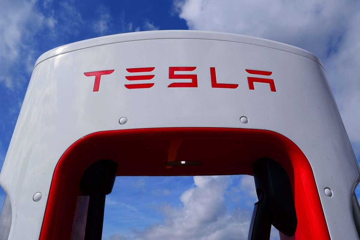 Tesla Secures $2.11B Samsung SDI Battery Deal to Boost Energy Storage ...